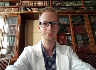 Csak sokat ül a gép előtt vagy függő? - WEBBeteg